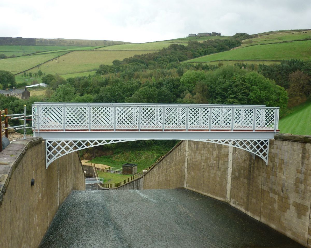 Bespoke steel bridges | CTS Bridges | ESI External Works