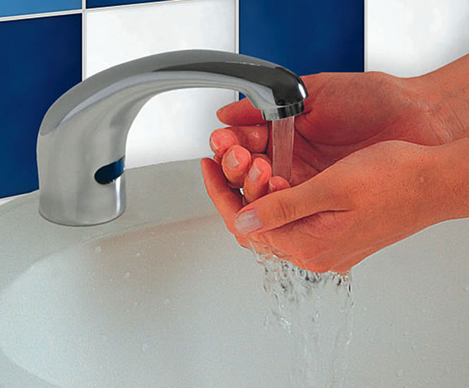 Automatic taps for washroom areas | KWC DVS