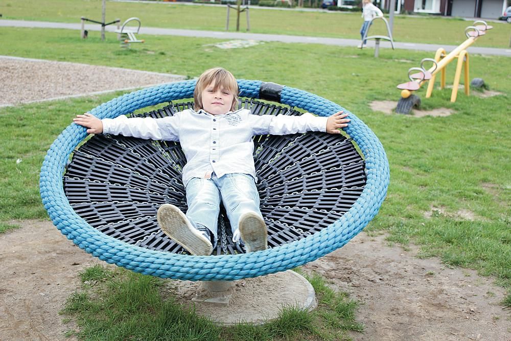 Unique Satellite carousel | Images