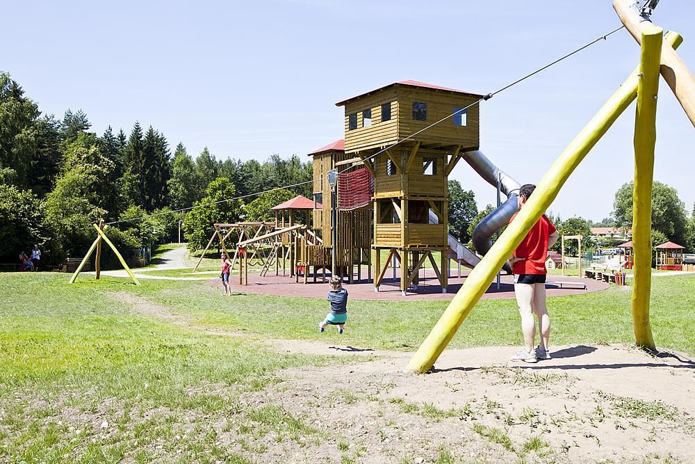 20m/30m aerial zip wire cableway for hills (+ platform) | Images