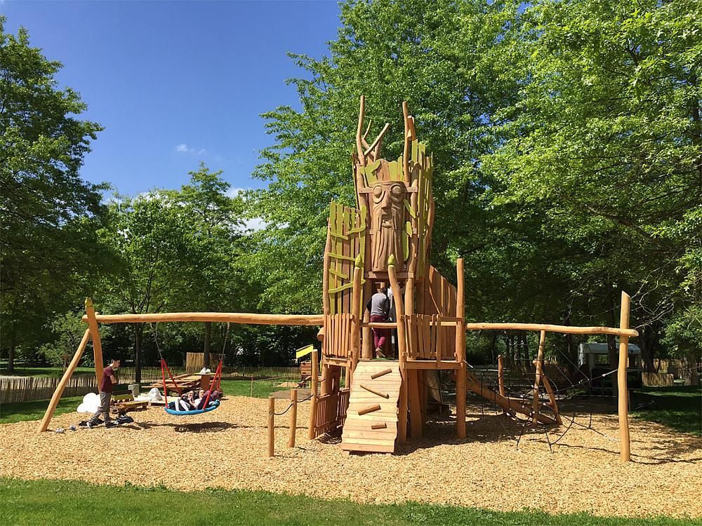 eibe paradiso Old Wise Tree climbing unit | Images