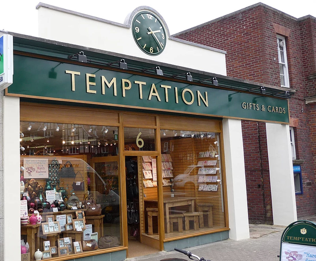 Bespoke exterior clocks | Good Directions | ESI External Works