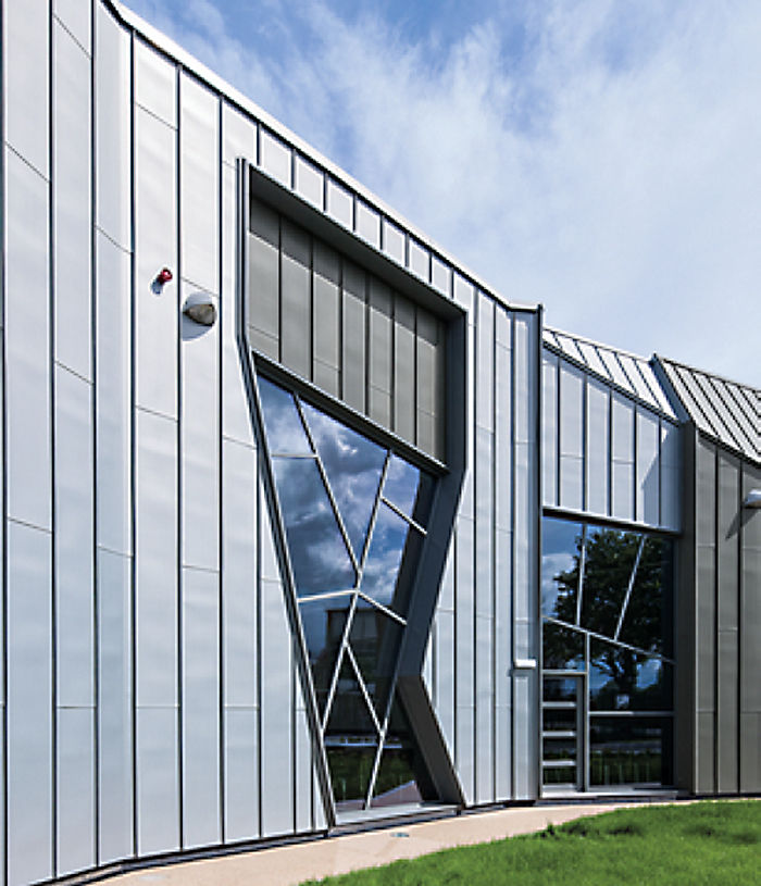Cladding and standing seam roof, Diploma Learning Centre | RHEINZINK ...