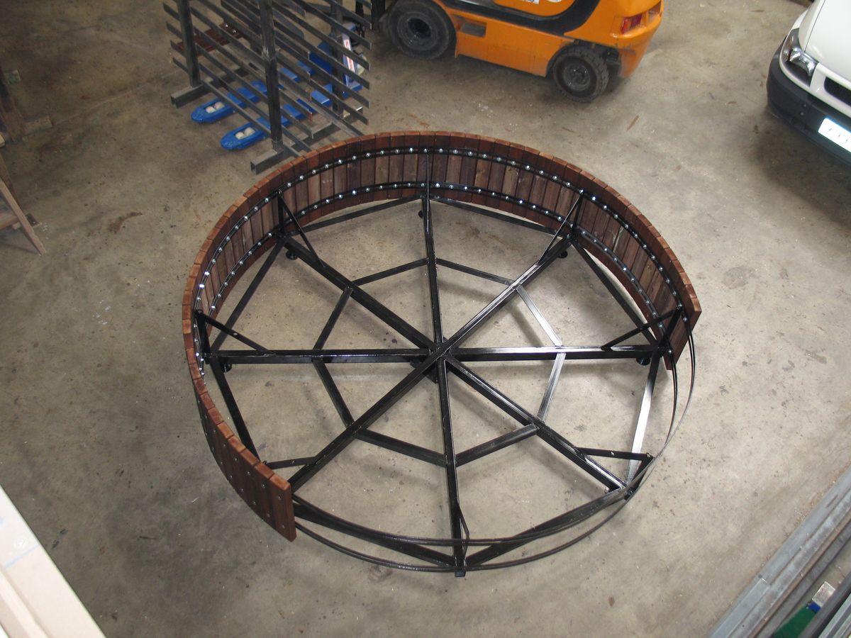 Swithland circular FSC timber tree planters | Street Design | ESI ...