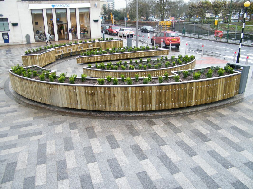 Images for Castleton planter with timber bench