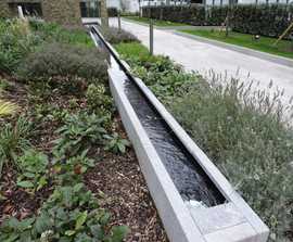 Rill, cascade and mirror pool - Nine Elms, London | Ustigate | ESI ...