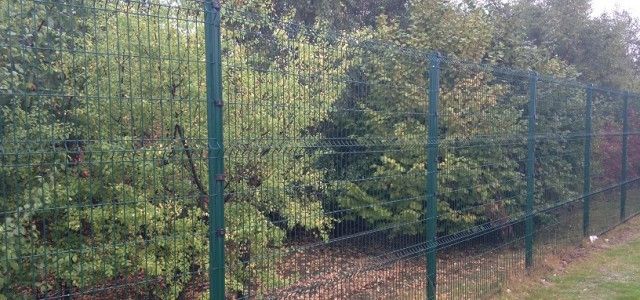 Images for Lochrin® WaveGUARD™ profiled welded mesh fencing