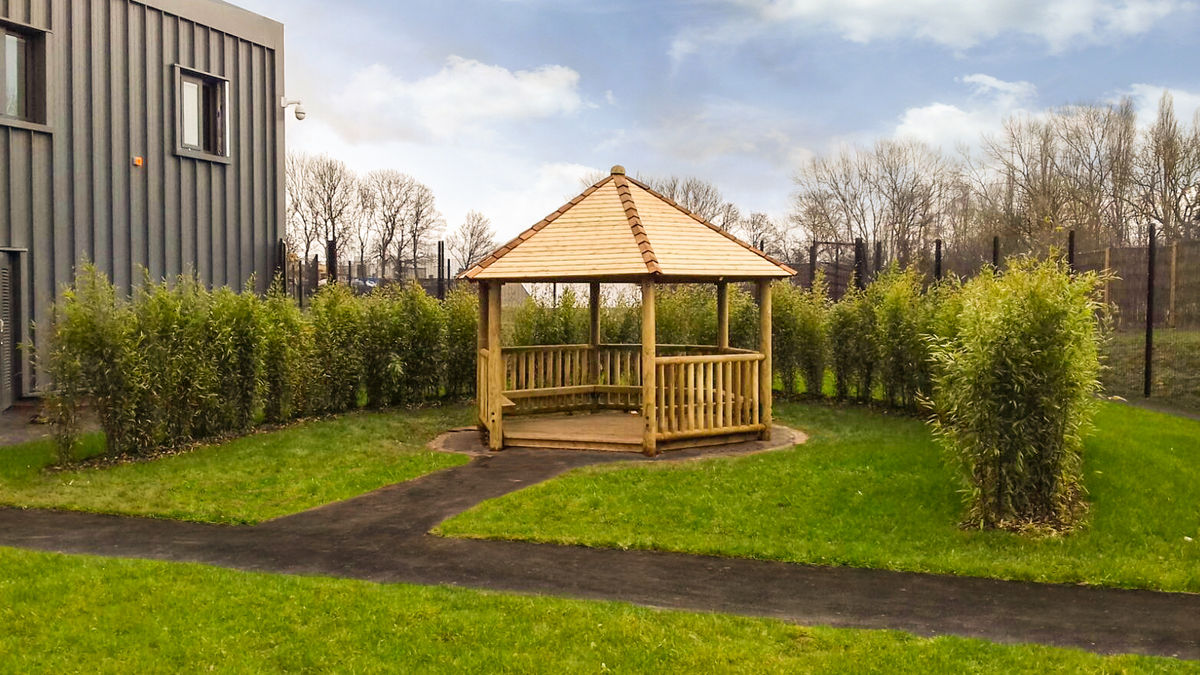 External furniture for Chester CAMHS inpatient unit | Images