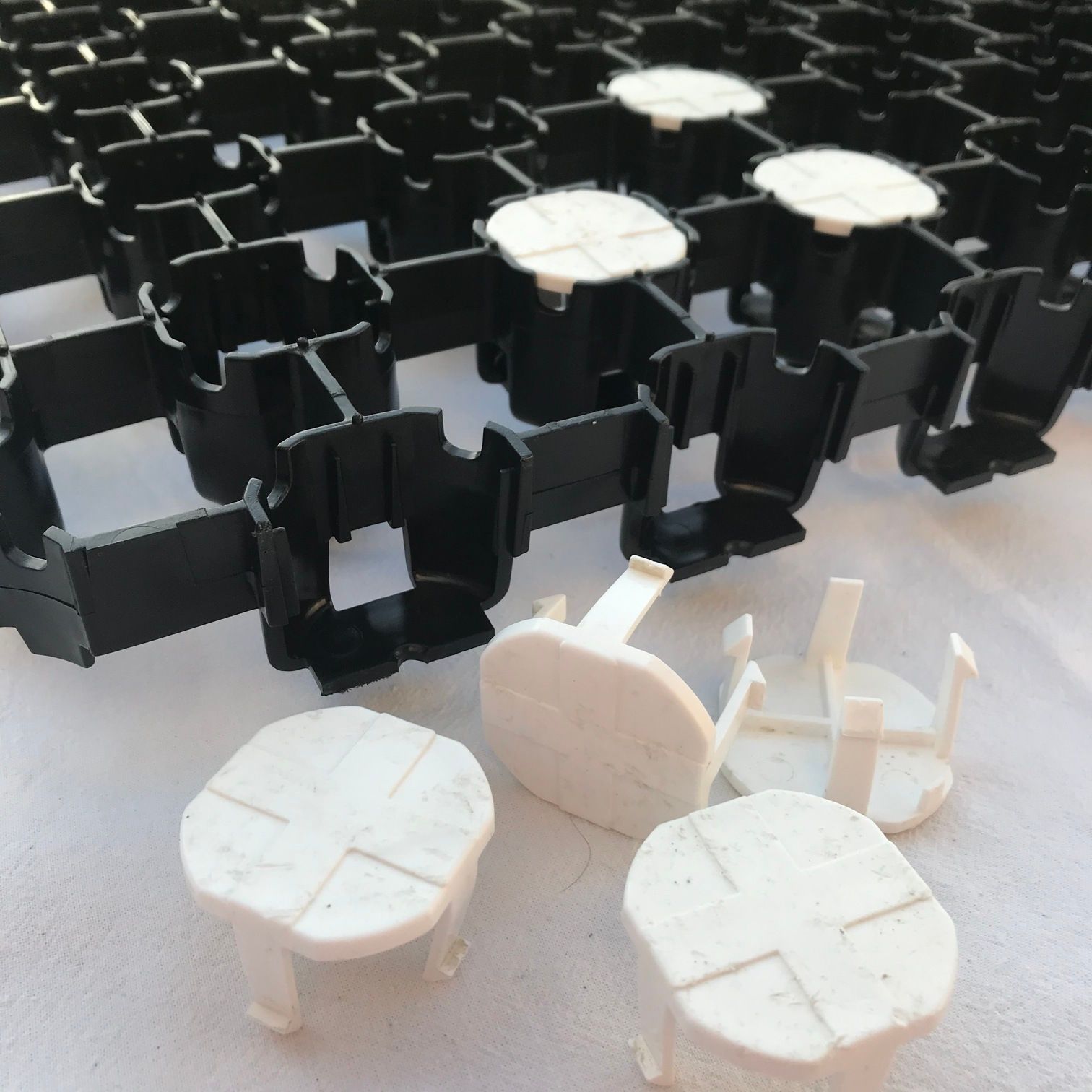 Bodpave™ 40 interlocking cellular porous paving | Terram | ESI External ...