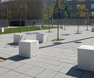 Outdoor benches | EXTERNAL WORKS