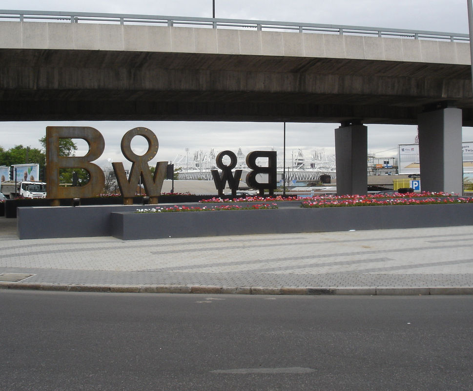 Images for Bow Flyover Bespoke Planters