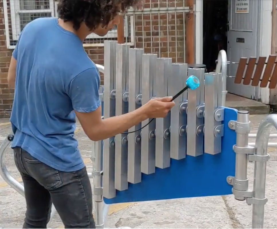 Tone Chimes - outdoor tuned aluminium chimes, wall or panel mount | Images