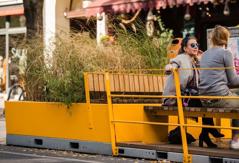 Modular PARKLETS transform city parking spaces in Berlin | Vestre Ltd ...
