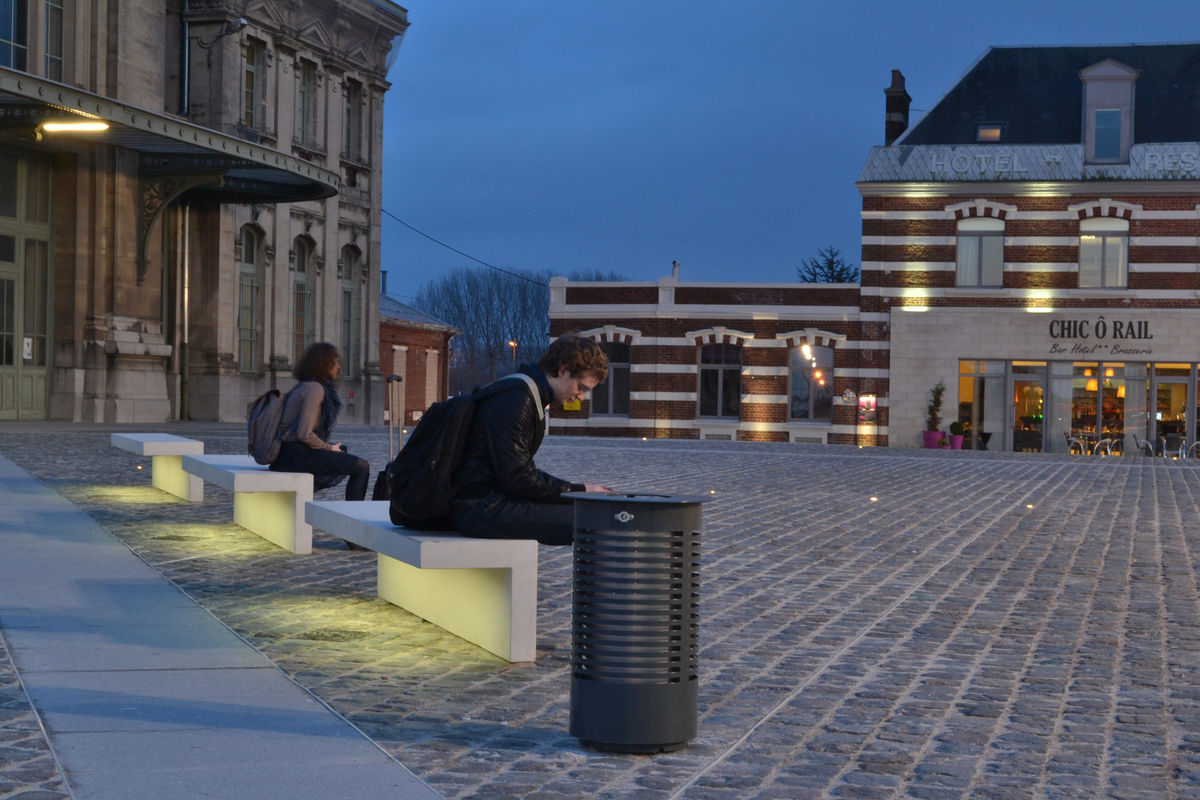 Images for LED-Line - L-shaped concrete bench with integral LED lighting
