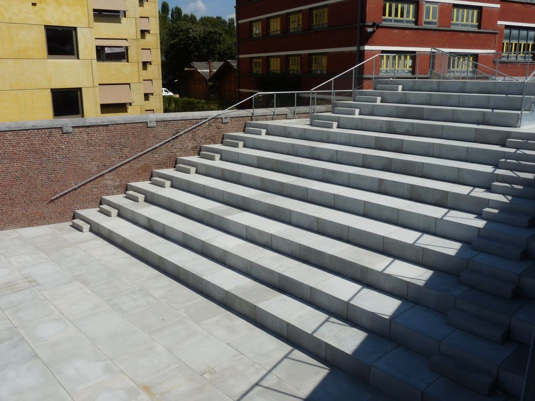 Custom concrete steps and slabs for university courtyard | Images
