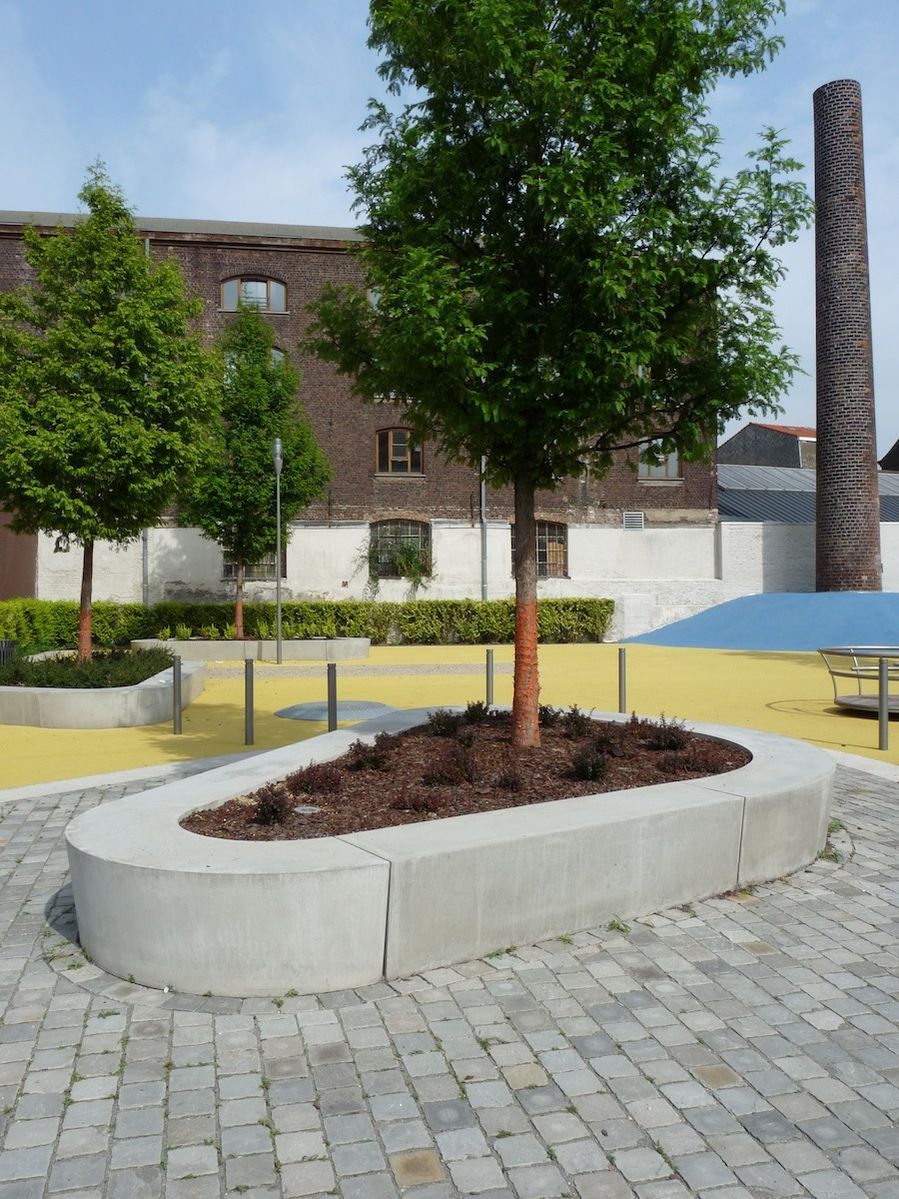 Custom concrete tree planters - St Jans Molenbeek (B) | URBASTYLE ...