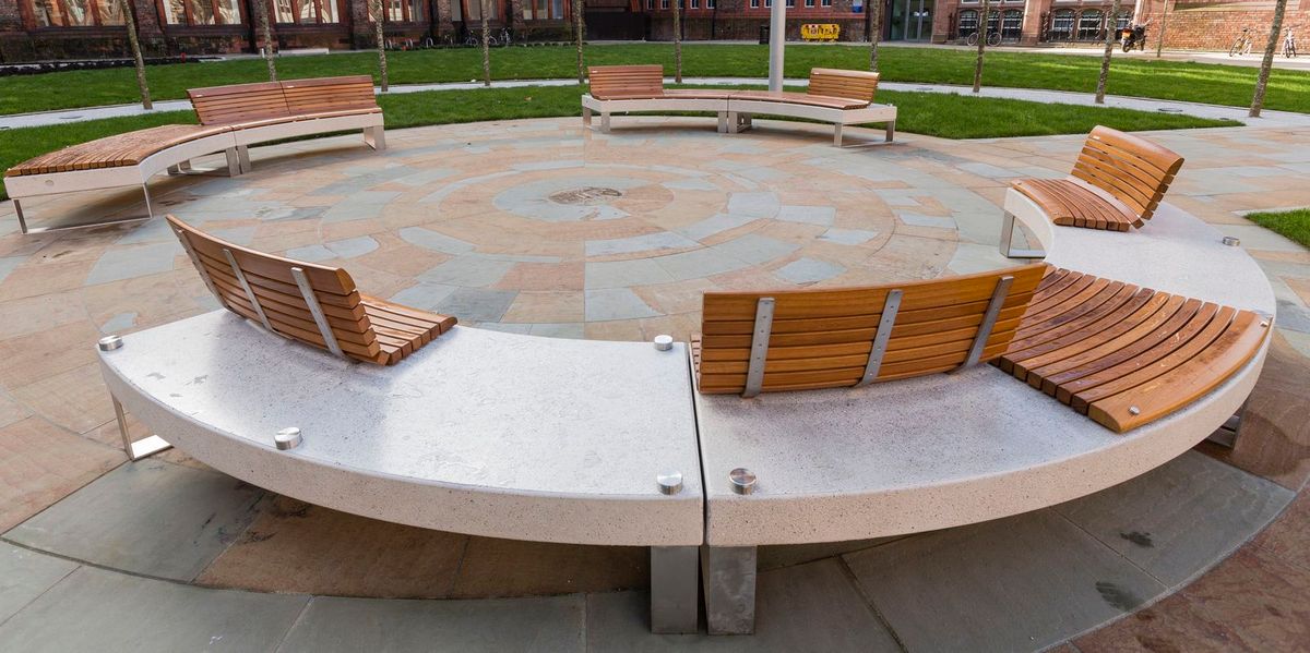 Images for Customised circular seat, Liverpool University