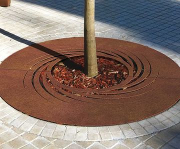 Circular tree grilles | EXTERNAL WORKS