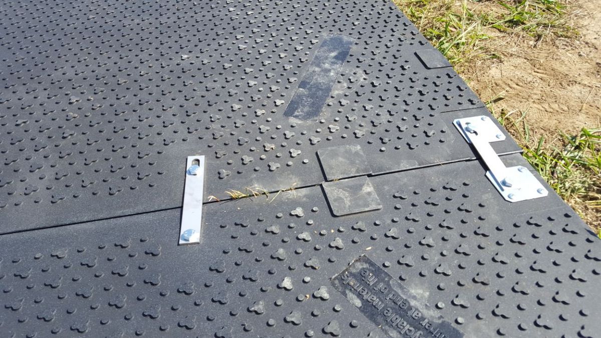 Images for IsoTrack H heavy-duty ground protection mats