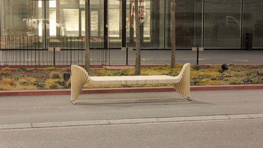 simple sculptured bench by moveart | Images