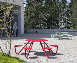 Orbit - Metal Outdoor Seating Unit with Circular or Oval table | mmcité ...