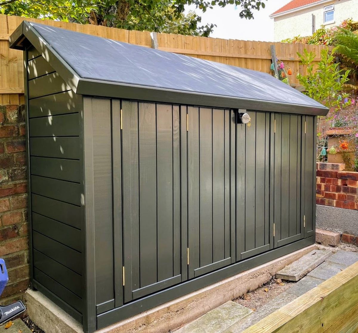 Spokeshed 3 solid timber bike shed | The Bike Shed Company | ESI ...