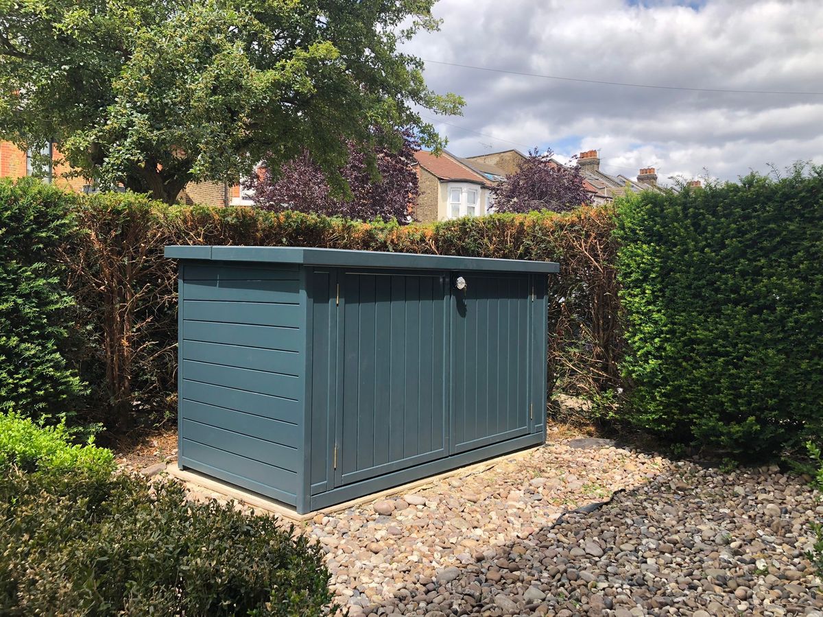 Pedalbase 5 solid timber bike shed | The Bike Shed Company | ESI ...