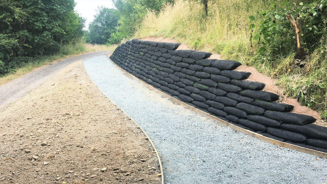 Rootlok vegetated gravity wall system | GeoGrow | ESI External Works
