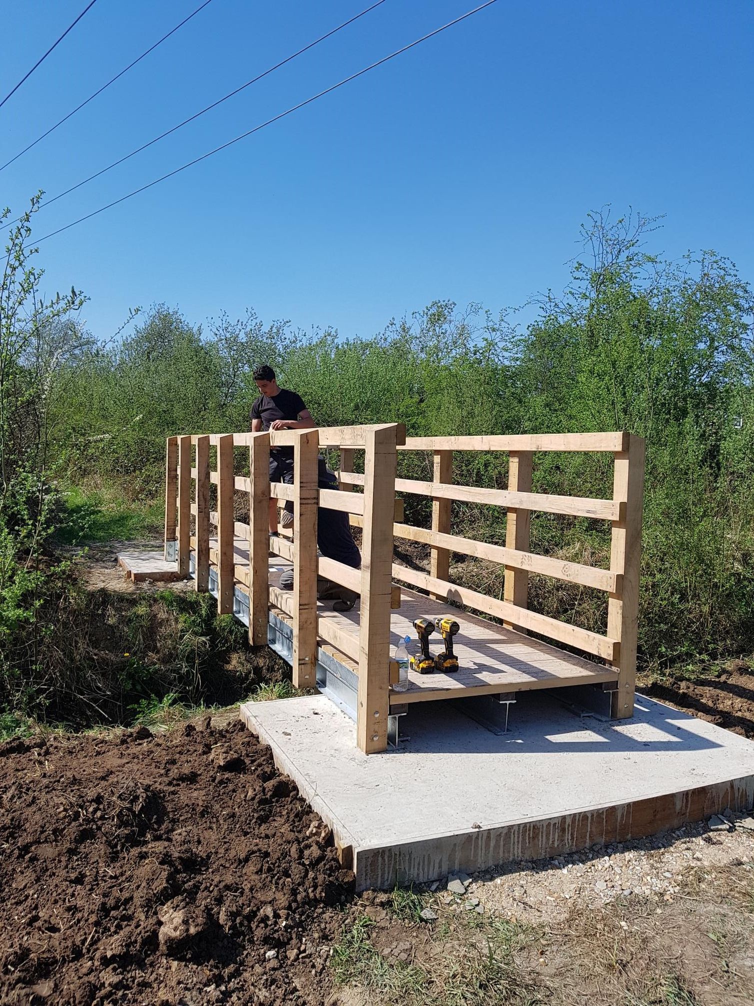 Timber pedestrian, bridle and cycle kit form bridges | Bison Bridges ...