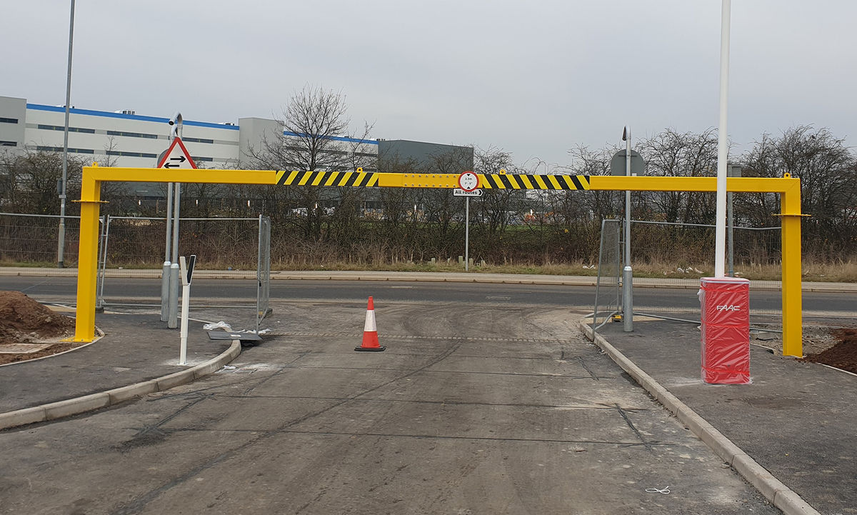 Images for Ultra heavy-duty fixed height barrier