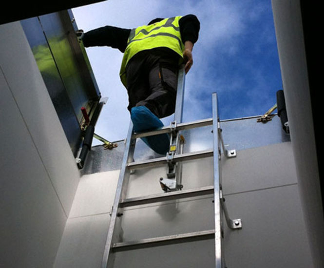 Type BL fixed vertical ladders in aluminium or steel | Bilco UK
