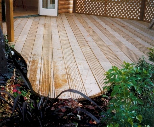 Q-Deck® Canterbury style decking boards, 27x144mm | Images