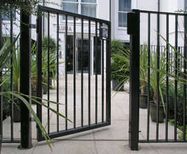 Rimini railing fence | Lang+Fulton | ESI External Works