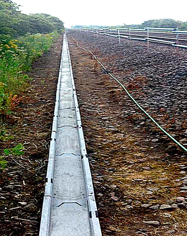 Images for Anderlite straight through with lid troughing system