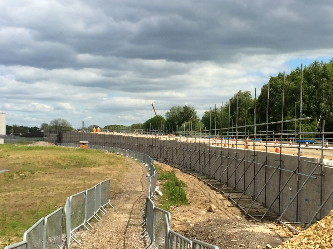 Retaining wall for Bus Rapid Transit North link | Images