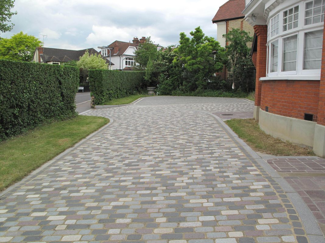 Temple granite, porphyry and basalt setts | Images