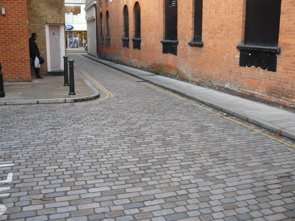 Temple granite, porphyry and basalt setts | Images