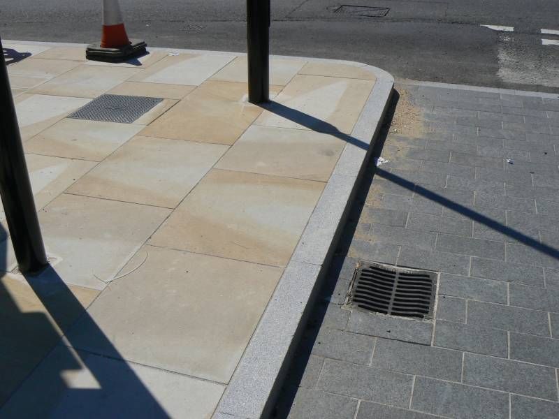 Images for Buff Grey Sawn Yorkstone Paving