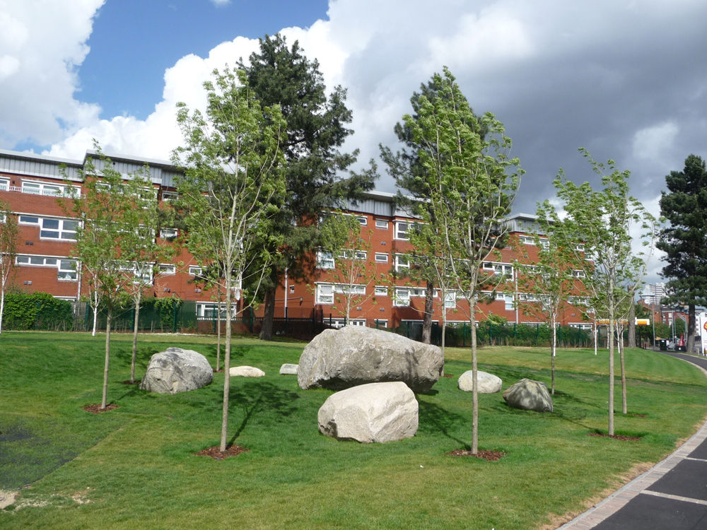 Natural stone play boulders | Images