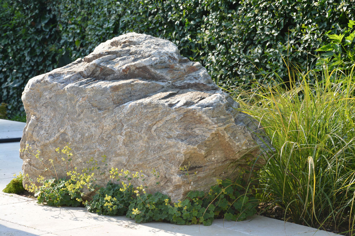 Gabbro boulders | Images