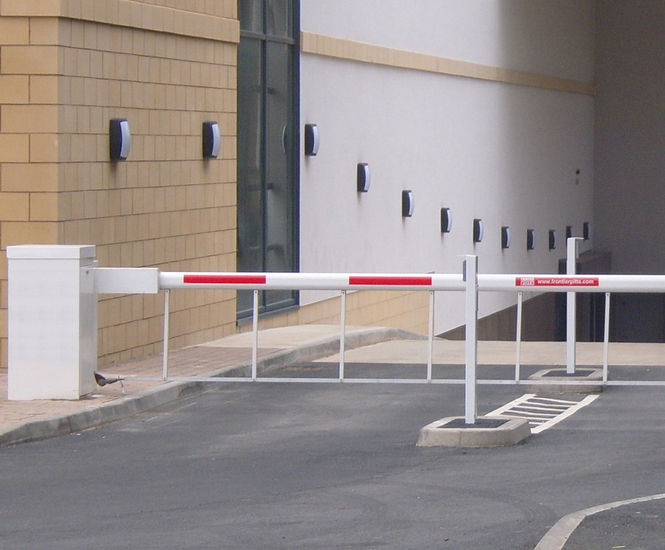 PAS 68 Terra Compact barrier - 3.5t @ 30mph | Frontier Pitts