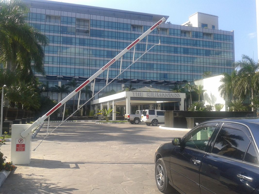 Images for PAS 68 Terra Compact barrier - 3.5t @ 30mph