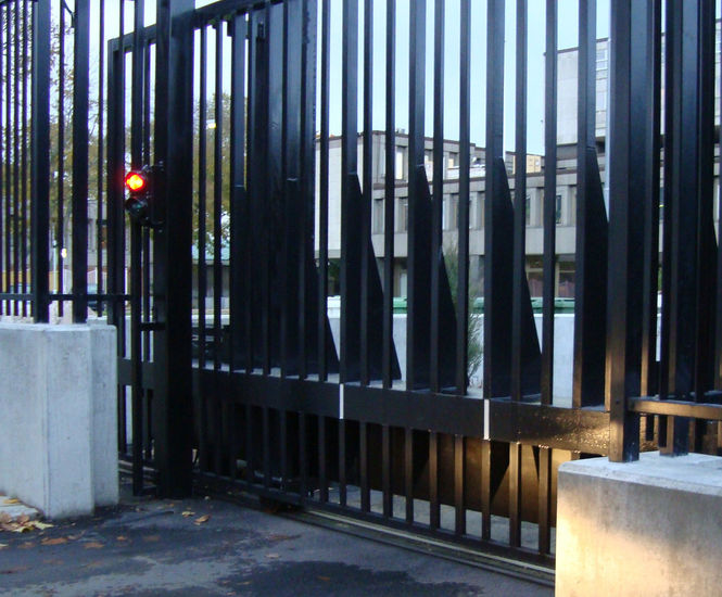 PAS 68 Terra Gate | Frontier Pitts