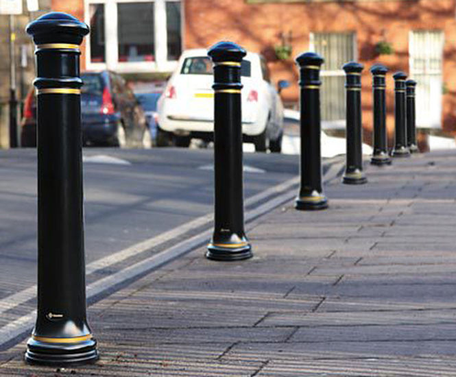 Glasdon Manchester™ bollard | Glasdon UK