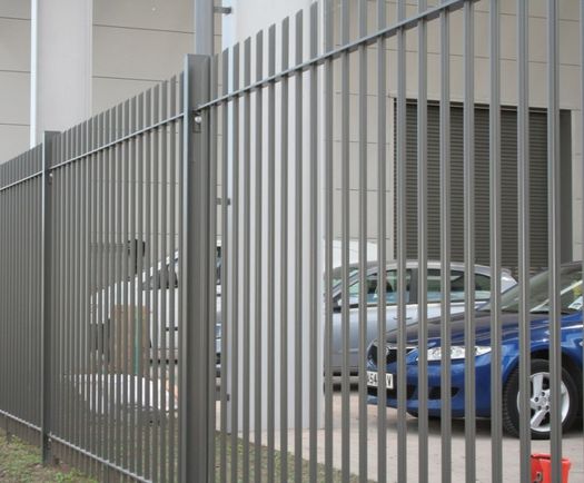 Roundex® steel boundary fencing | IAE