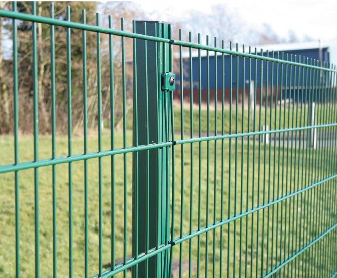 Duex® Perimeter mesh fencing | IAE