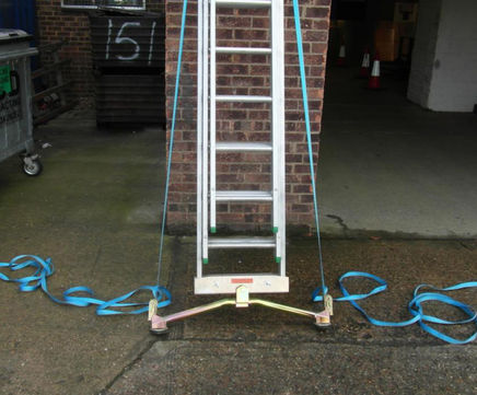 Anchor Fix for increased ladder stability | Easi-Dec