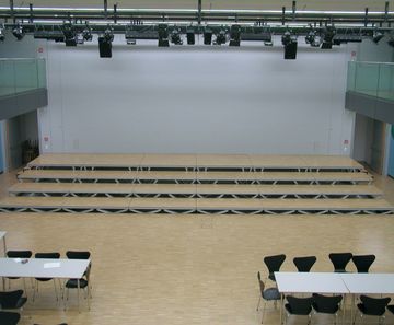 Demountable stages | BUILDING DESIGN