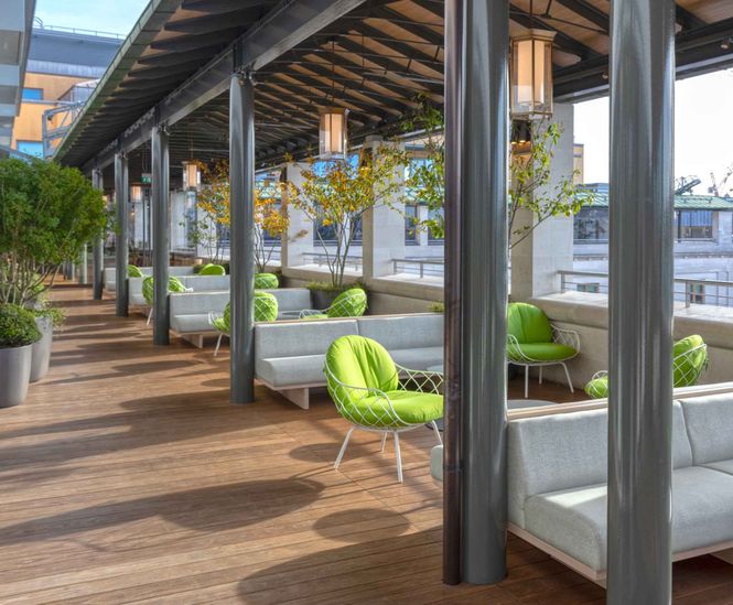 Grad decking system – Royal Opera House, London | The Outdoor Deck Company