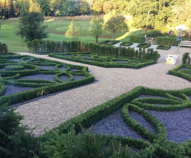 ProEdge steel lawn edging for historic garden renovation | EverEdge